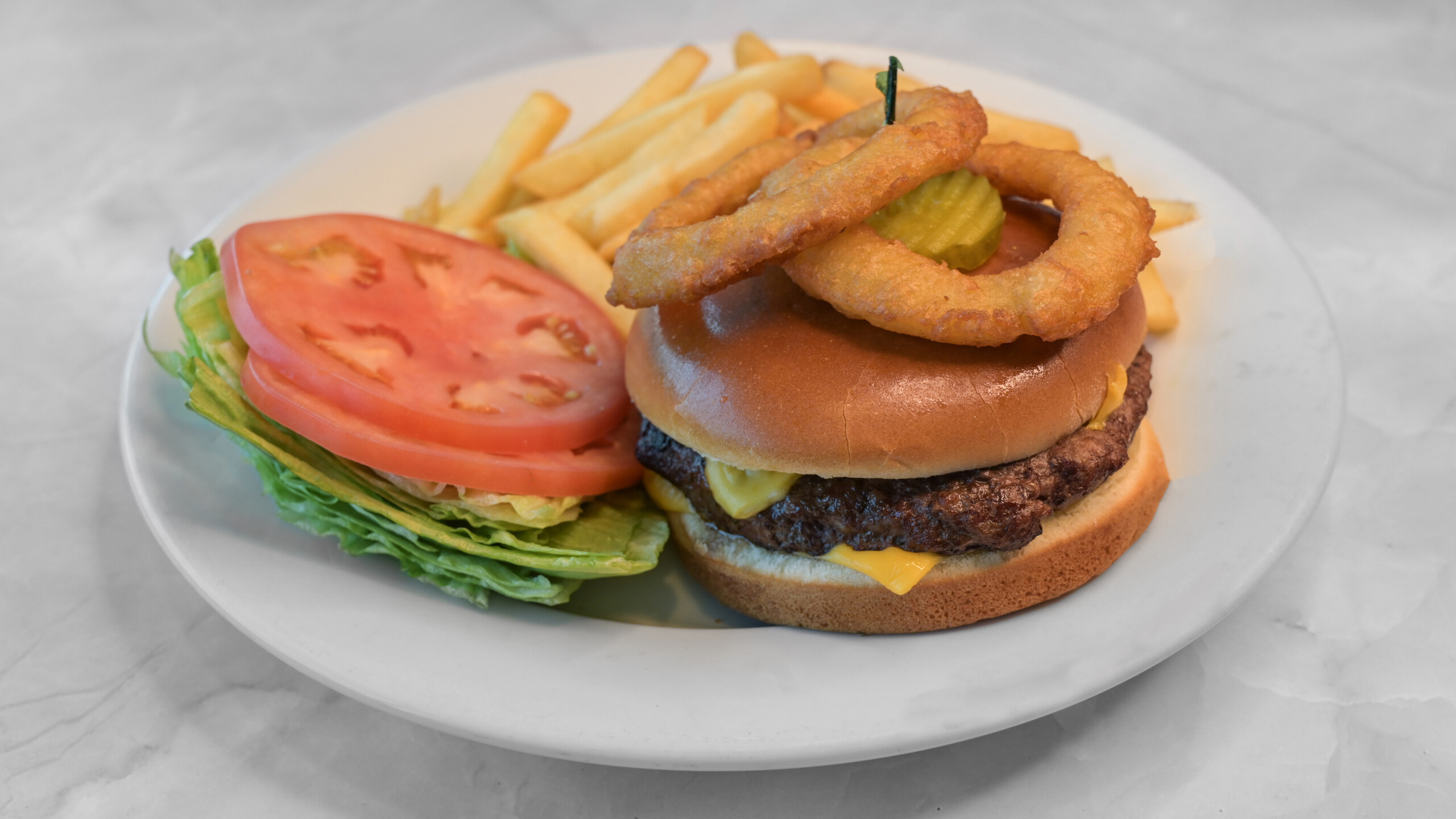 Home - Metropolis Diner